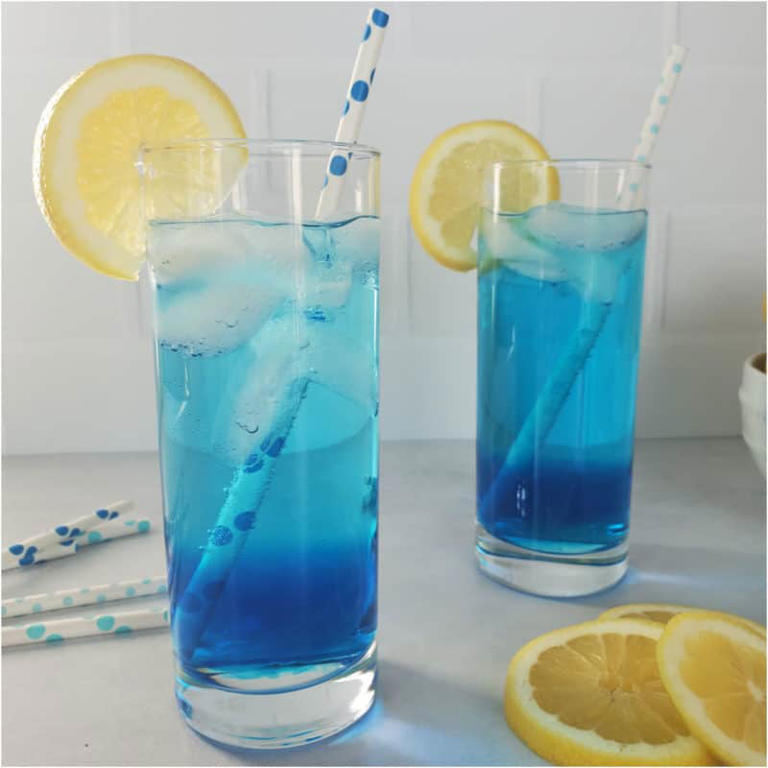 16 epic blue cocktails you can make at home
