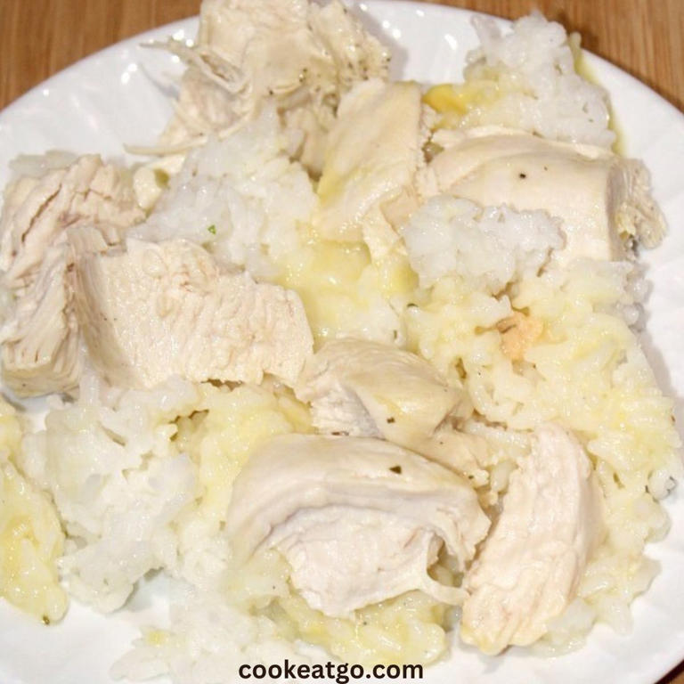 Creamy Ranch Chicken! Easy Skillet Dinner Recipe!