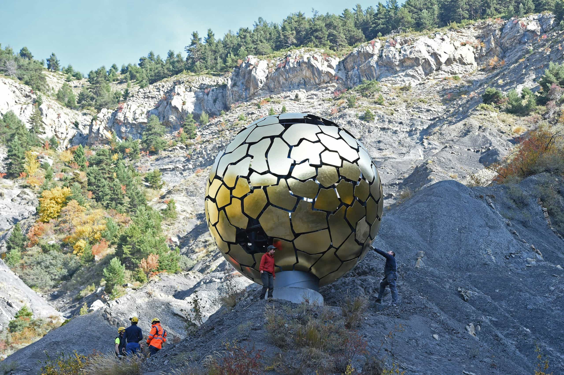 Unraveling tragedy: Germanwings Flight 9525