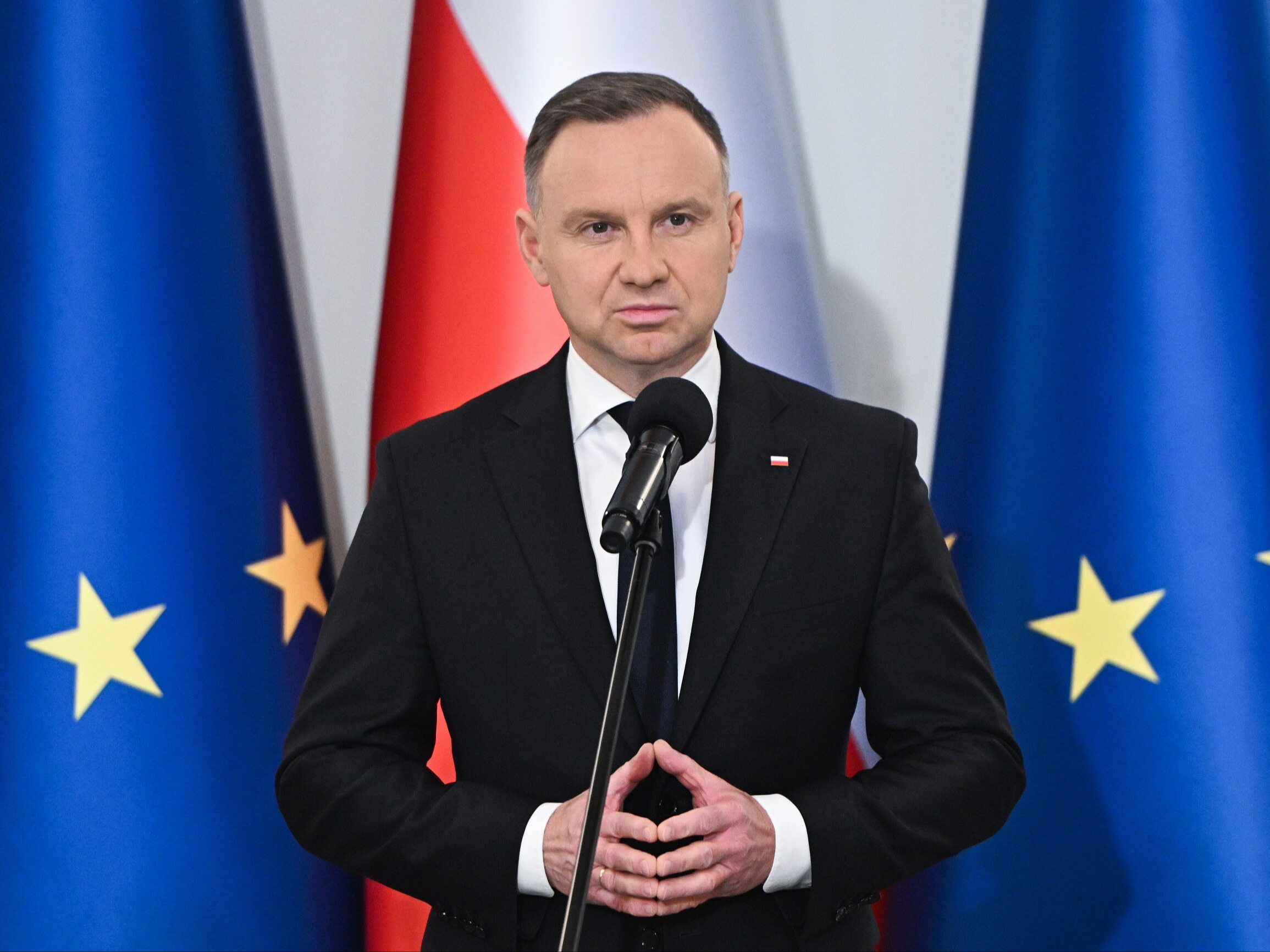 Tajemnicze znalezisko SOP w aucie Kancelarii Prezydenta. Były szef BOR ... Tajemnicze znalezisko SOP w aucie Kancelarii Prezydenta. Były szef BOR ...