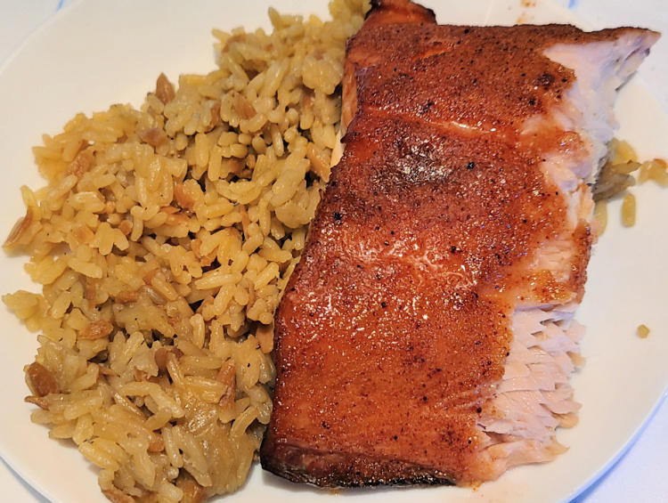 Easy homemade brown sugar rub for salmon!