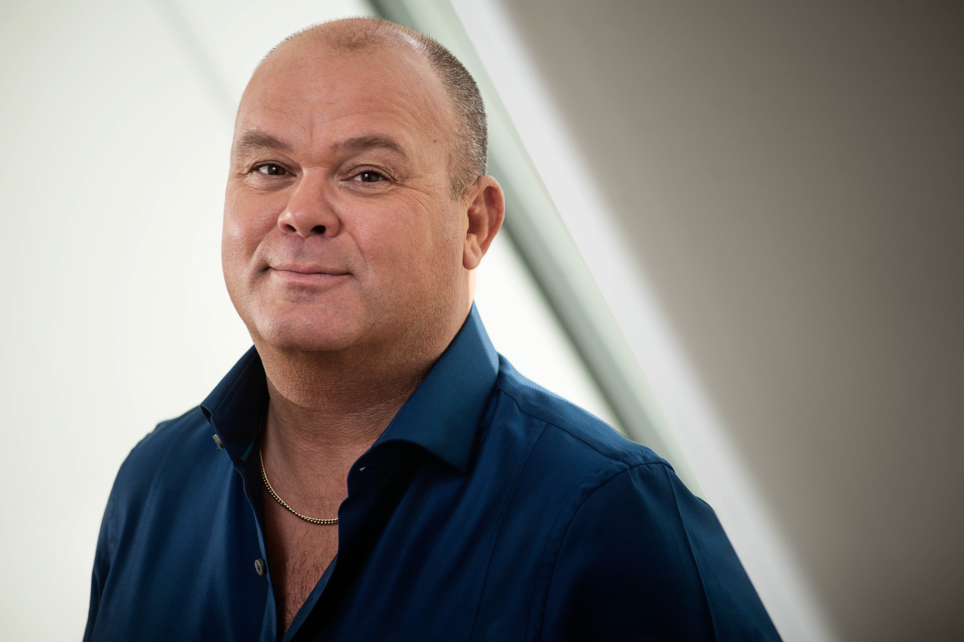 Zo werd Paul de Leeuw opgevoed