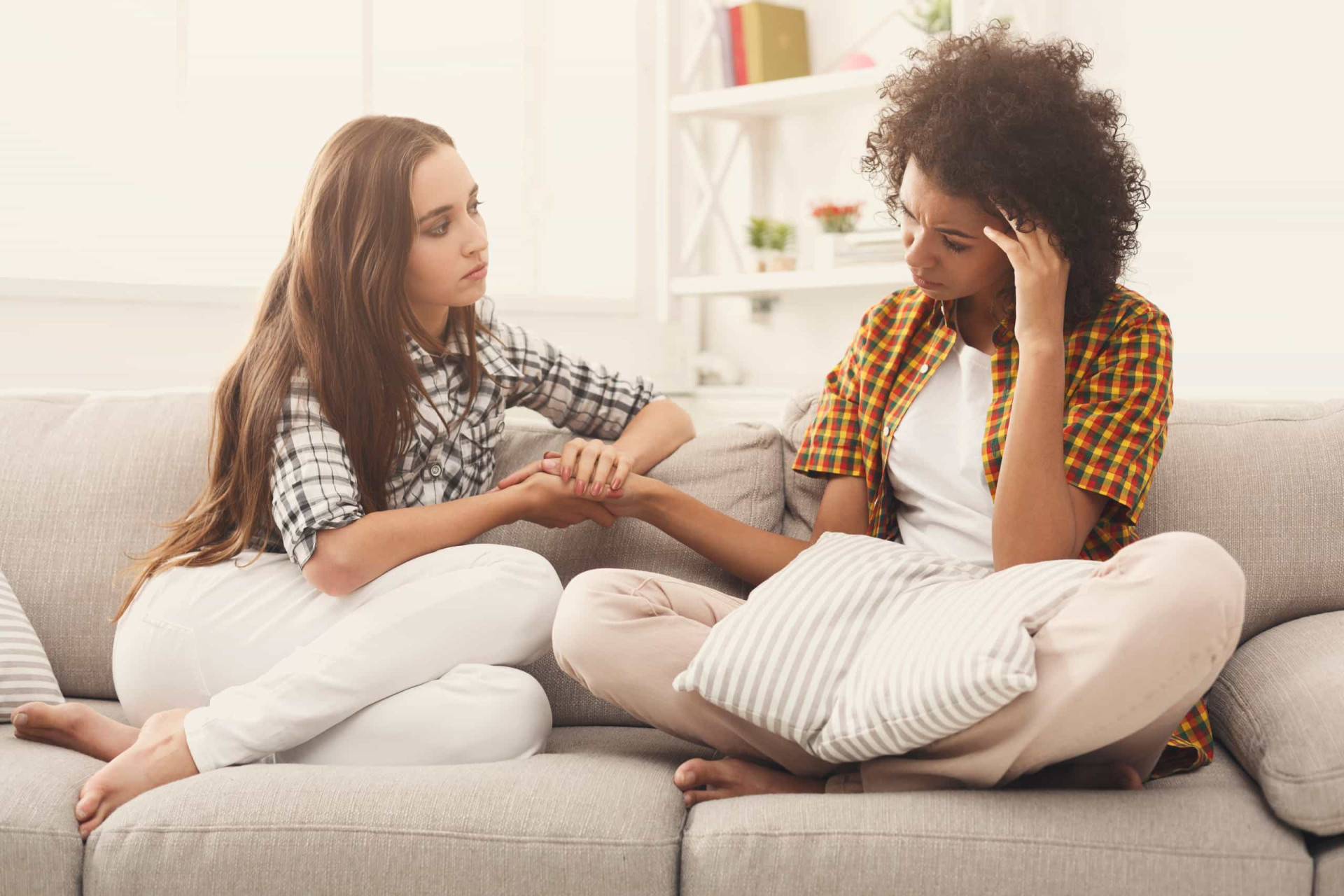 Improve your eye contact with these simple tips