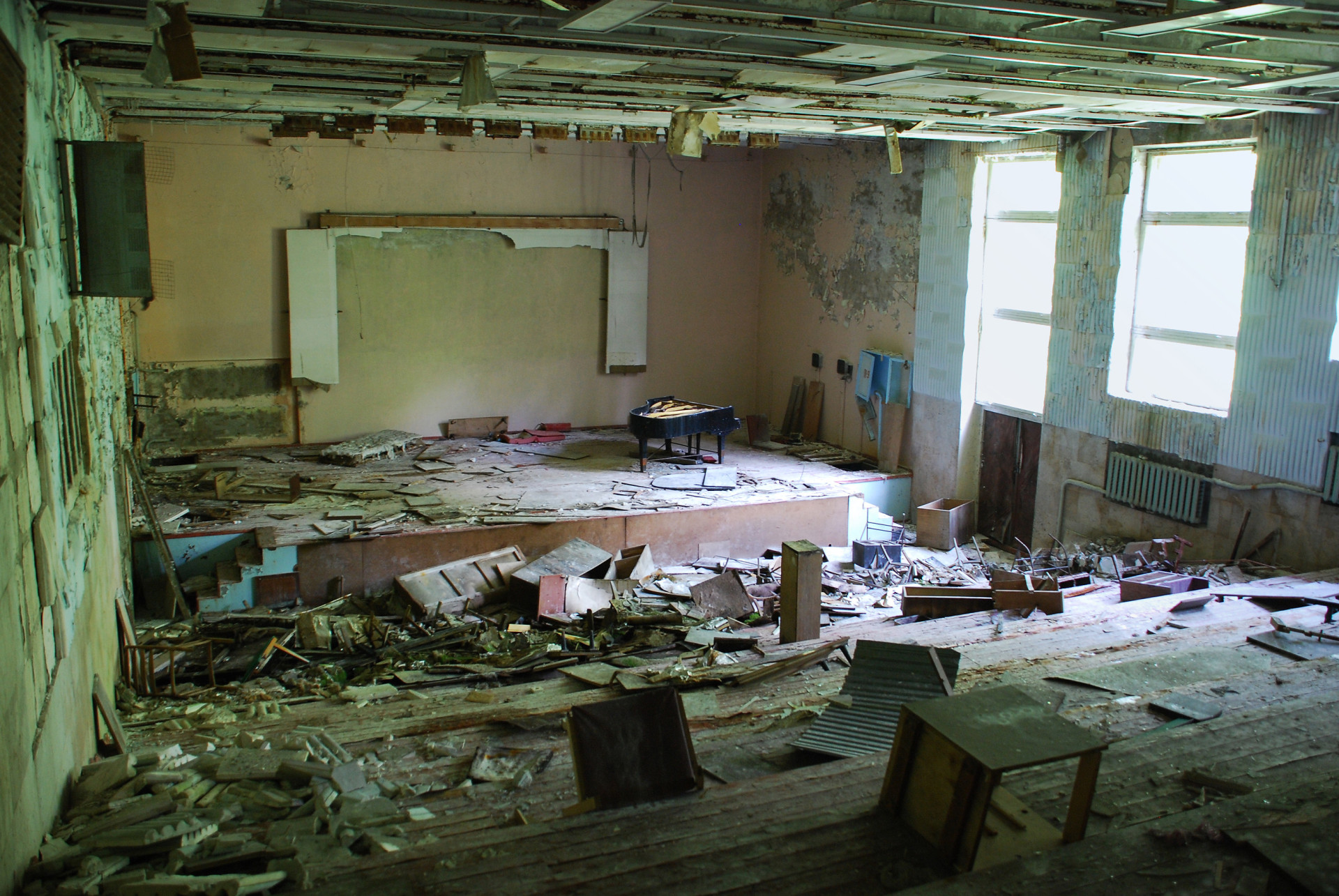 The most radioactive locations on Earth