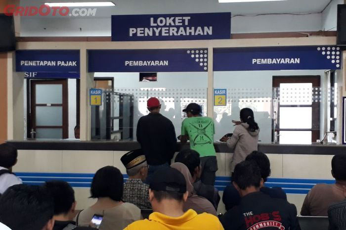 Cara Hitung Denda Telat Bayar Pajak Motor 1 Tahun, Biar Bisa Siapin Duitnya Cara Hitung Denda Telat Bayar Pajak Motor 1 Tahun, Biar Bisa Siapin Duitnya