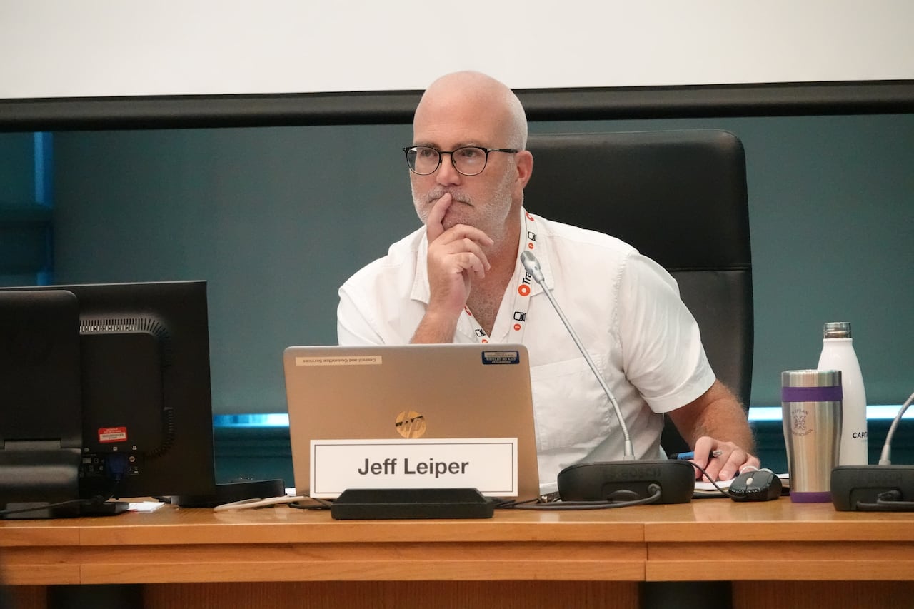 Coun. Jeff Leiper eyes mayoral run against Mark Sutcliffe