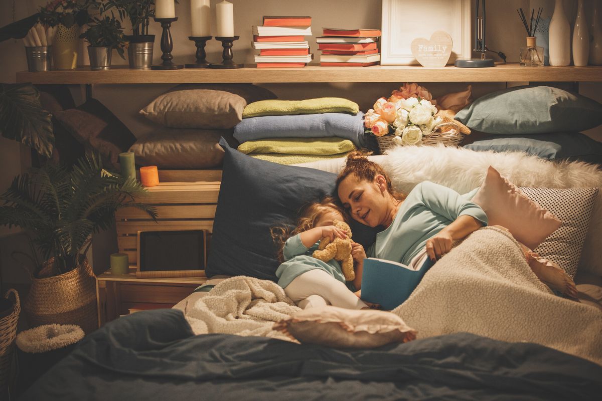 How To Keep Daylight Saving Time From Ruining Your Sleep According To