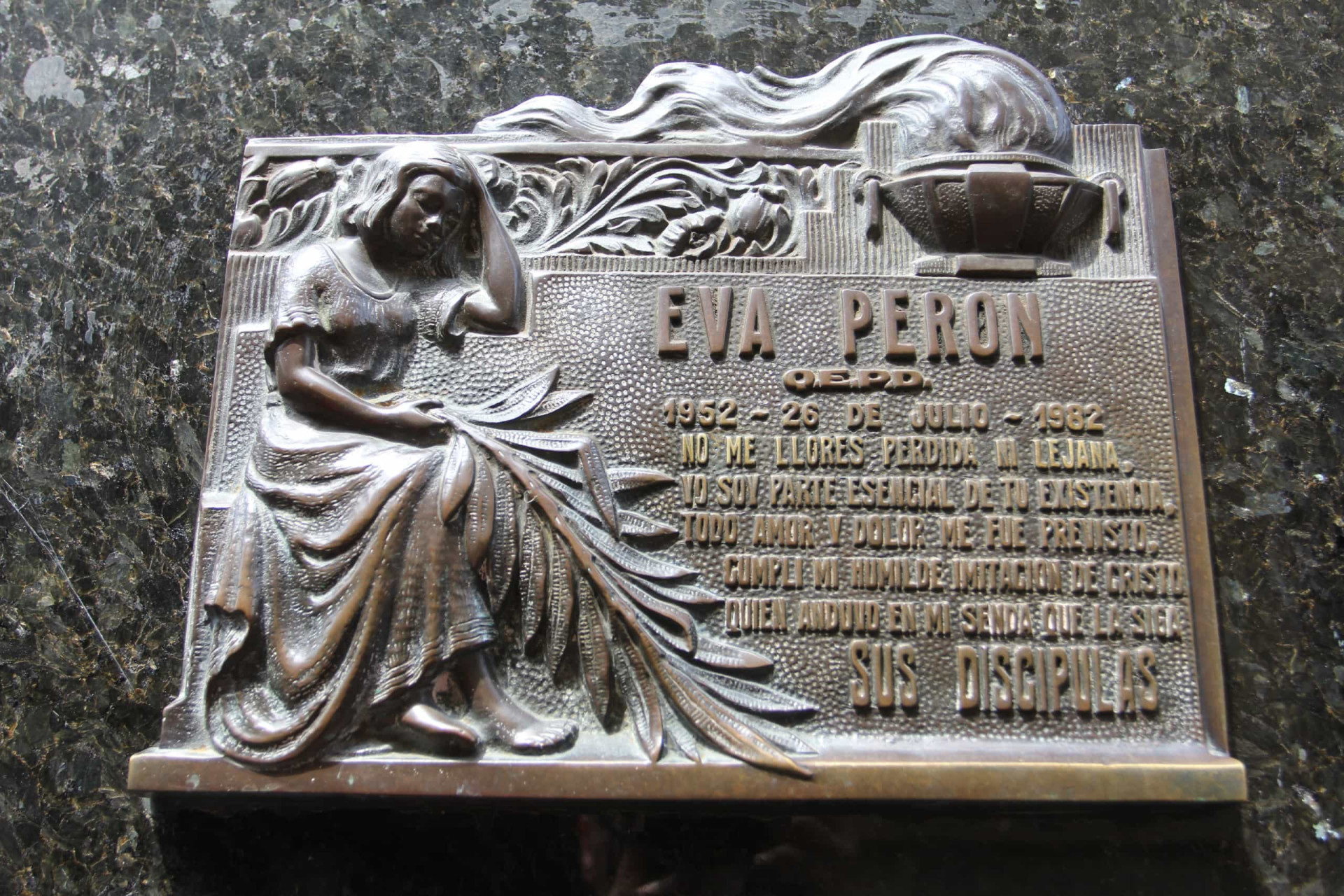 Famous people who were exhumed from their graves