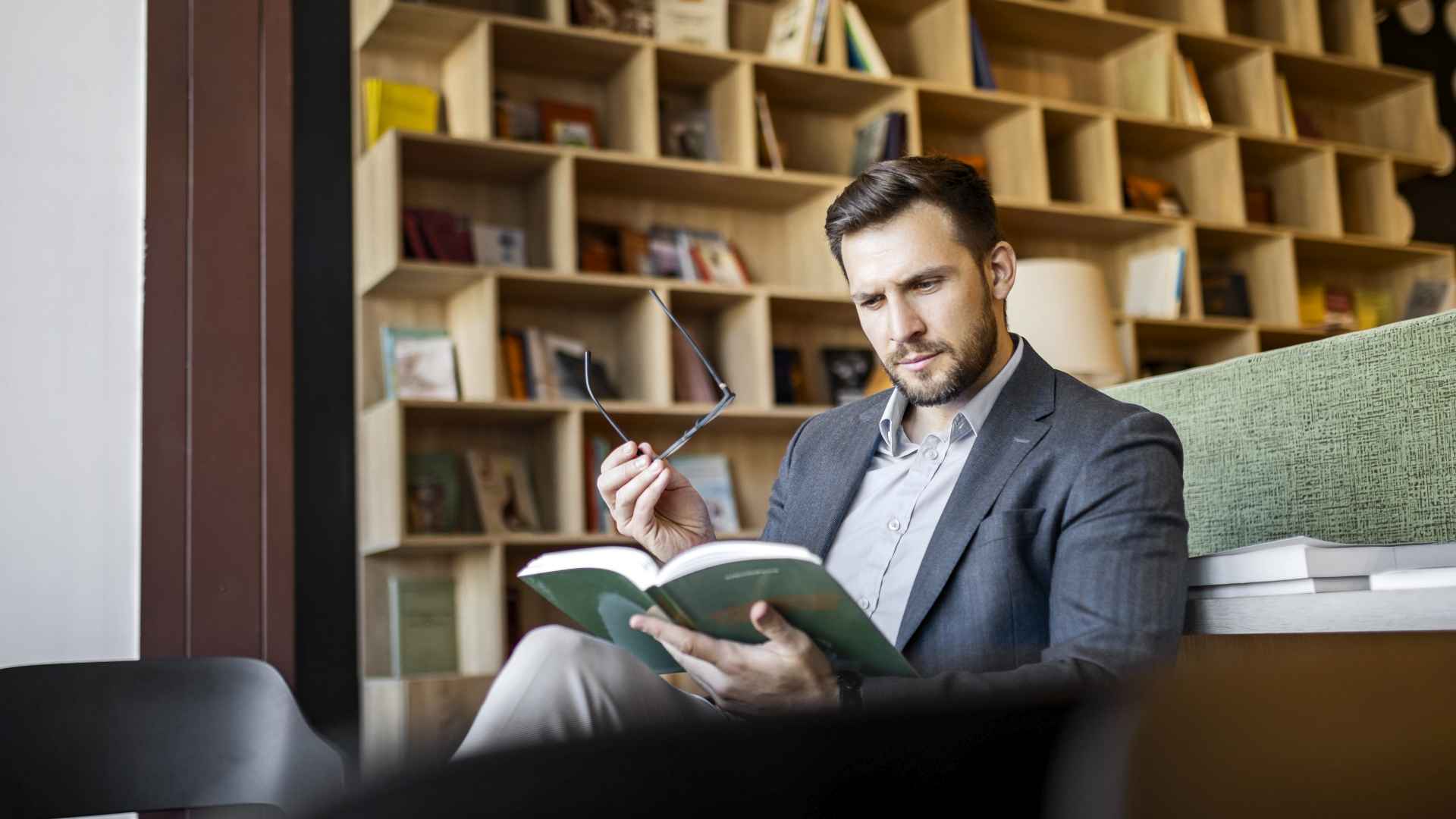 10 must-read personal finance books to grow your wealth in 2026
