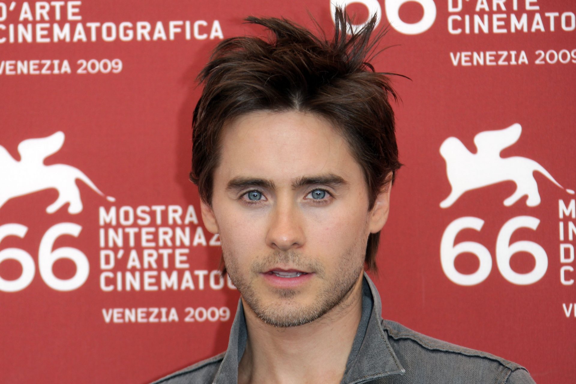 Les incroyables transformations physiques de Jared Leto, de ses débuts ...