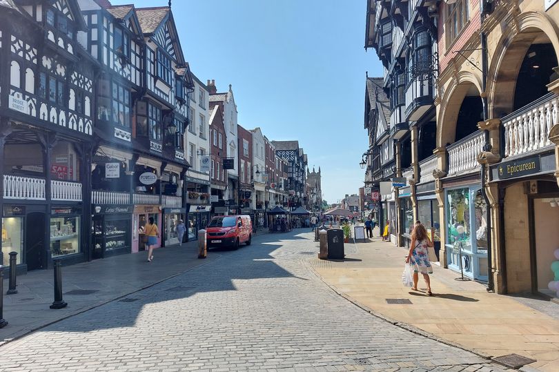 New bar and restaurant earmarked for vacant unit on Chester Rows