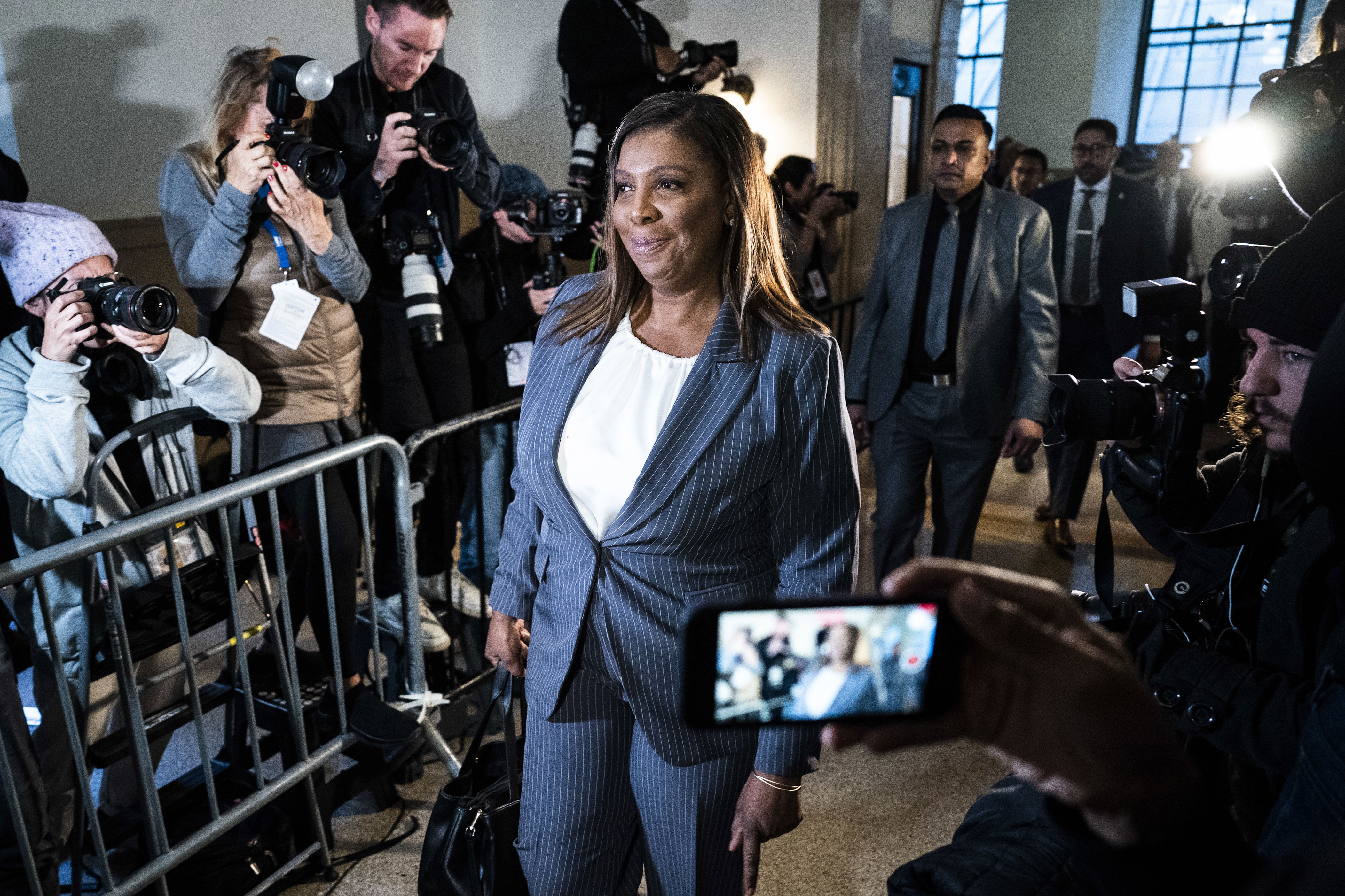 Justice Dept. investigating N.Y. attorney general who has targeted Trump
