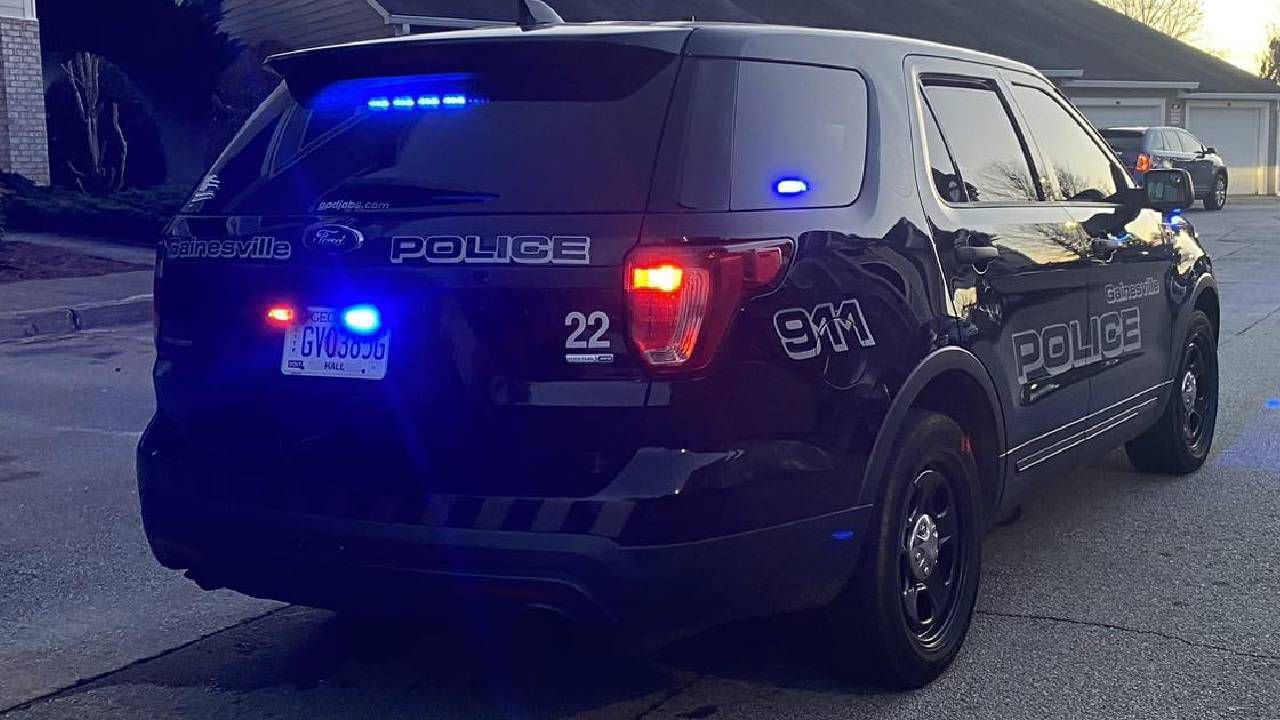 Man stabbed multiple times during argument in Gainesville parking lot Man stabbed multiple times during argument in Gainesville parking lot