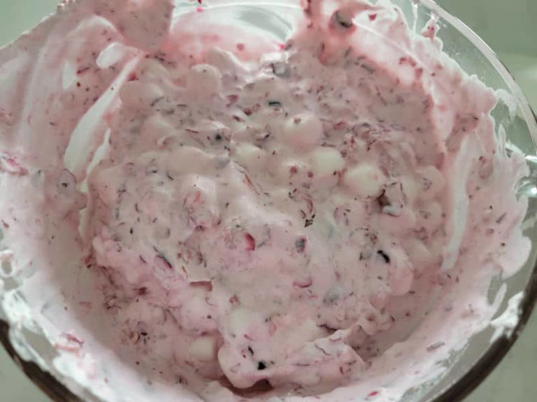 Easy Cranberry Fluff Salad Recipe
