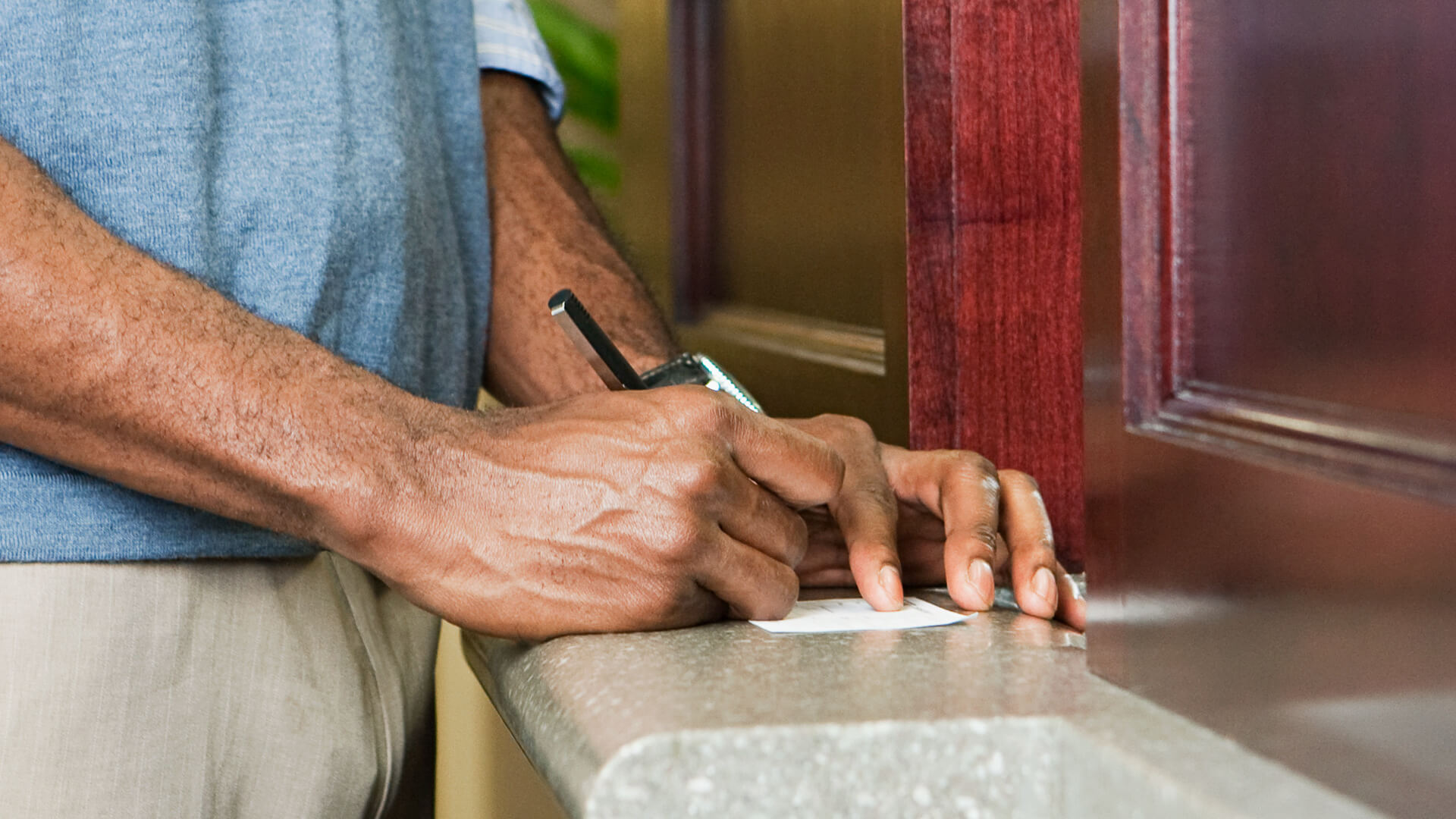 How To Write a Check: A Step-By-Step Guide (with Pictures)