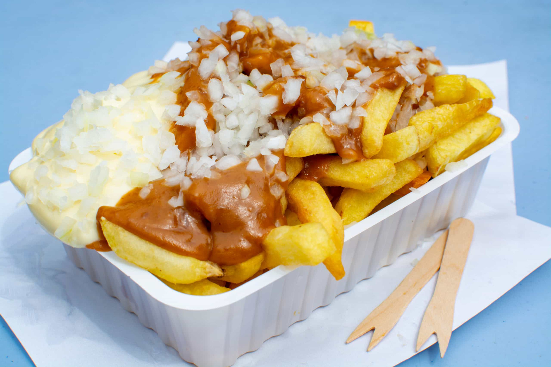 1001 façons de manger des frites dans le monde