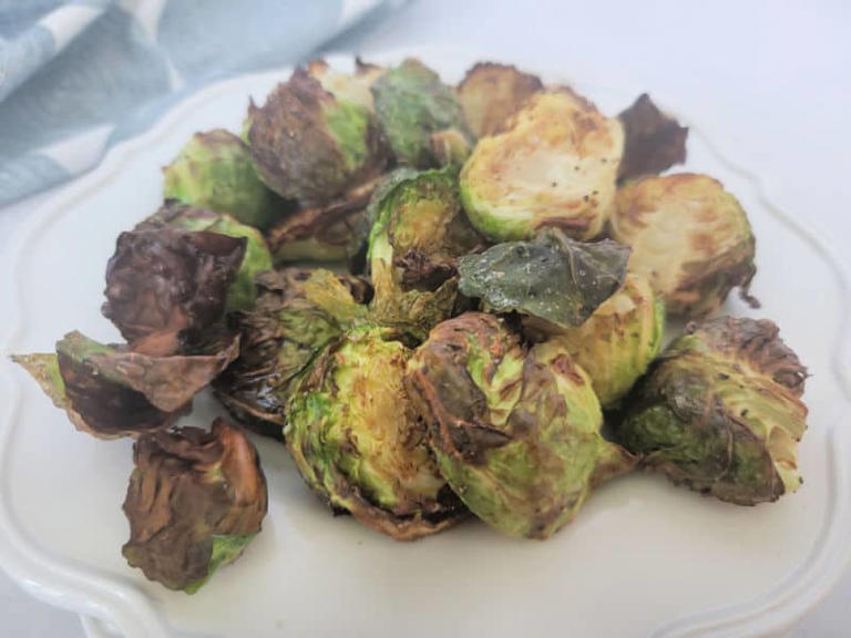 Quick and easy Air Fryer Brussel Sprouts