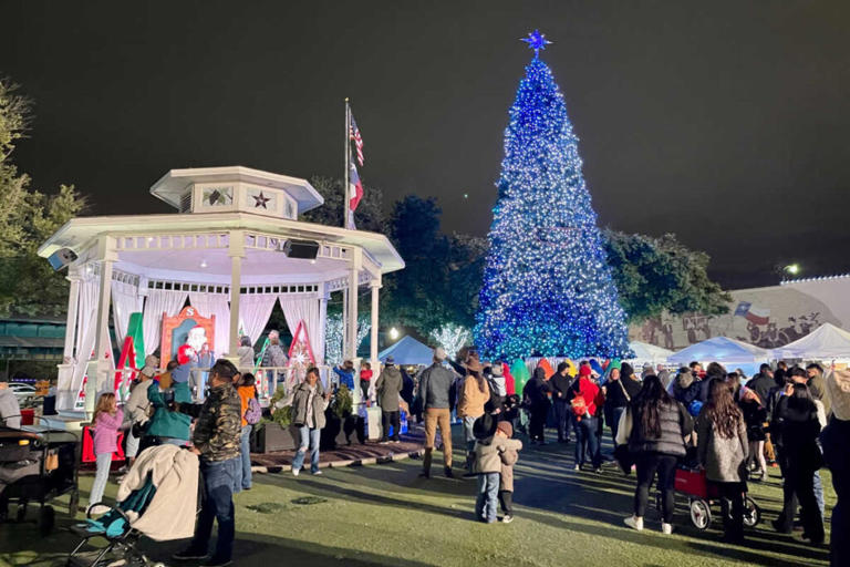 Best Places to Celebrate Christmas in Texas (2024)