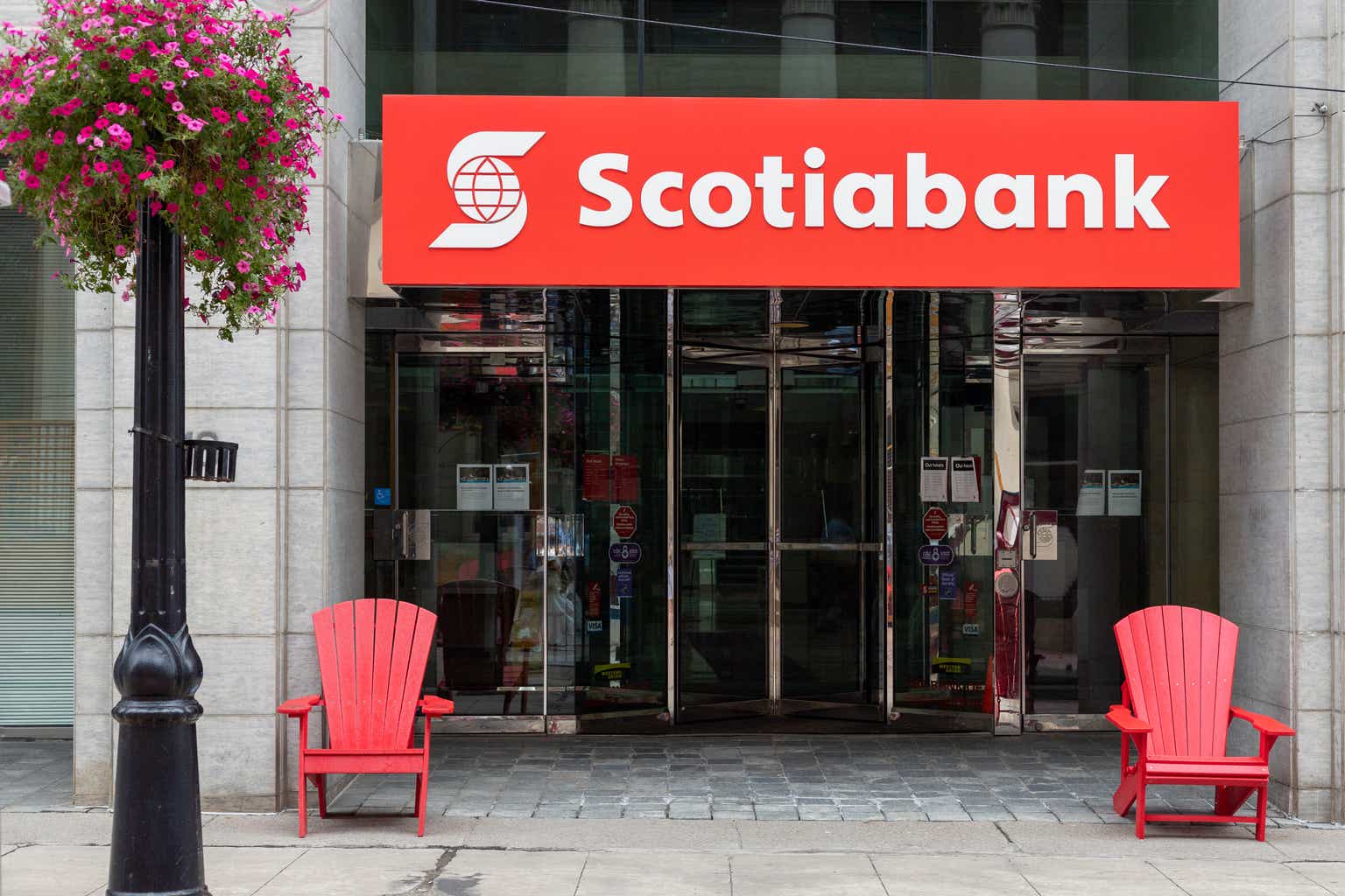 Scotiabank Q4 earnings beat on capital markets, wealth management