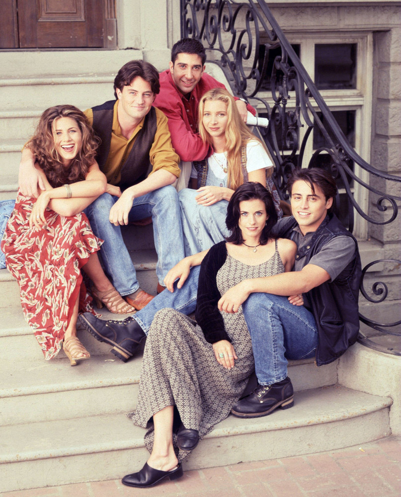 What casts looked like at the beginning and the end of popular sitcoms