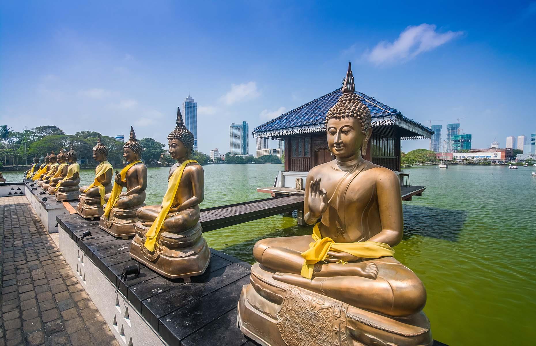 25 cities people often think are capitals but aren't