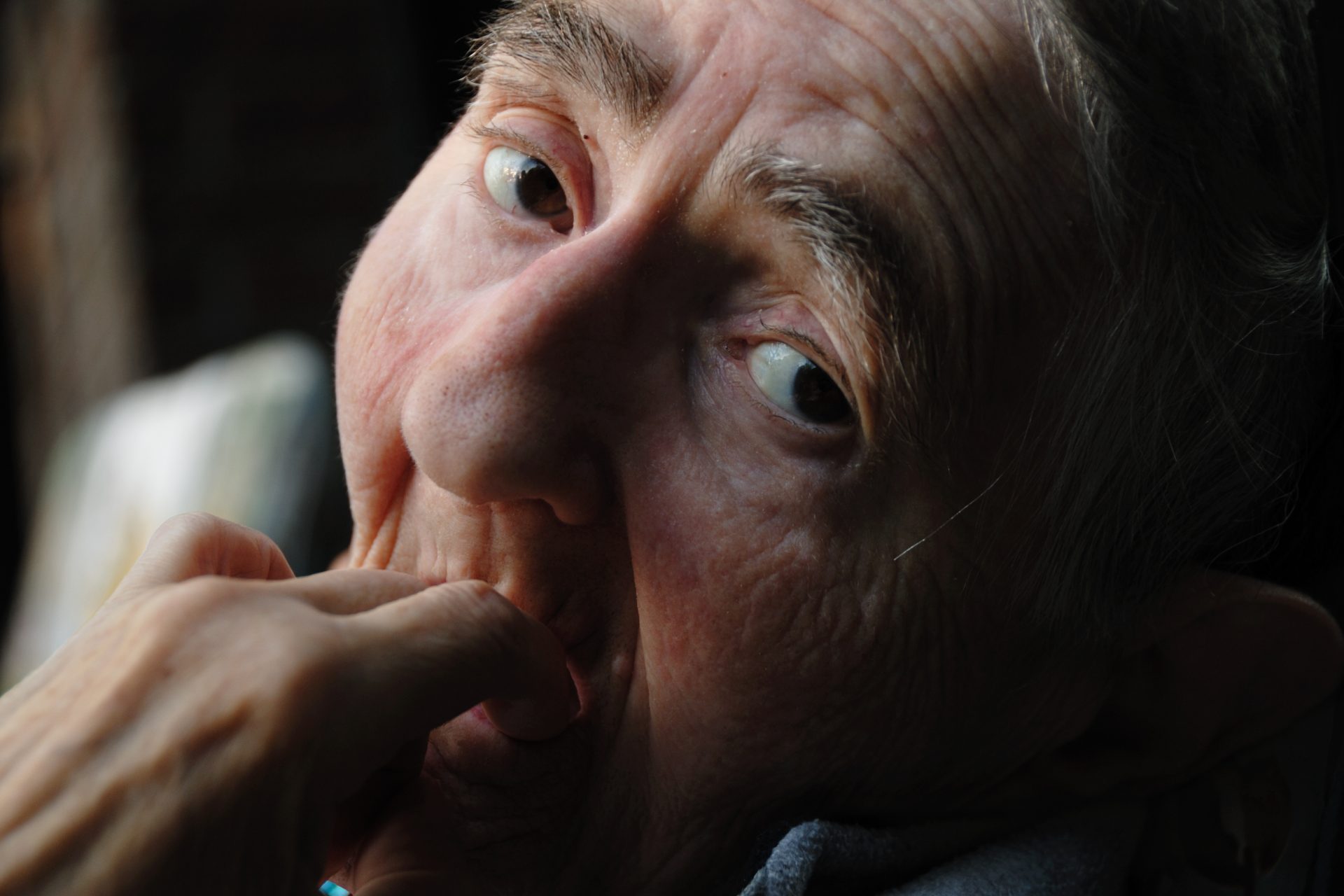 Does picking your nose cause Alzheimer's?