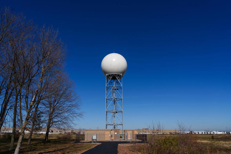 Central Indiana could see wind gusts up to 40 mph today and snow ...