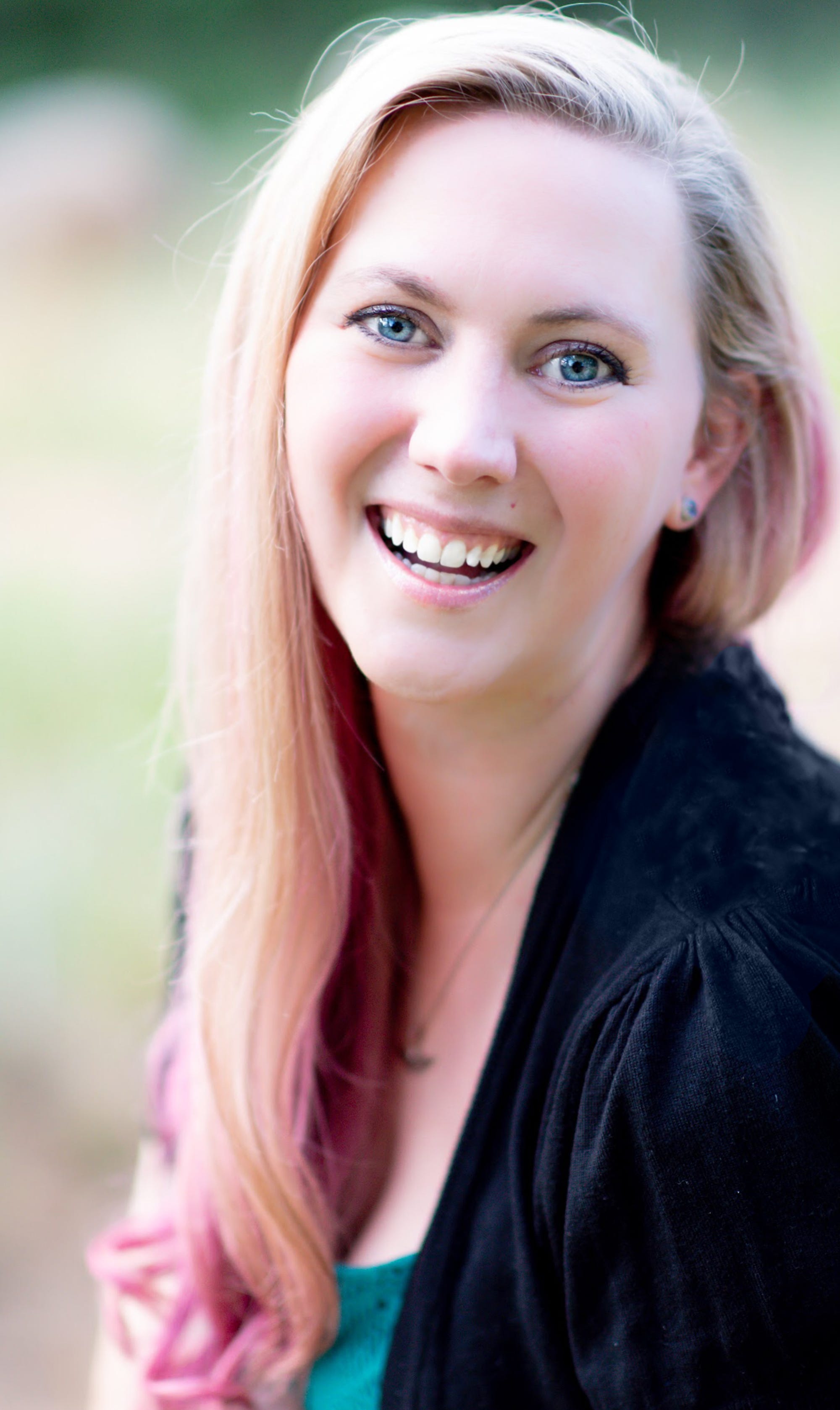 'Onyx Storm' left readers with lots of unanswered questions. Here's ...