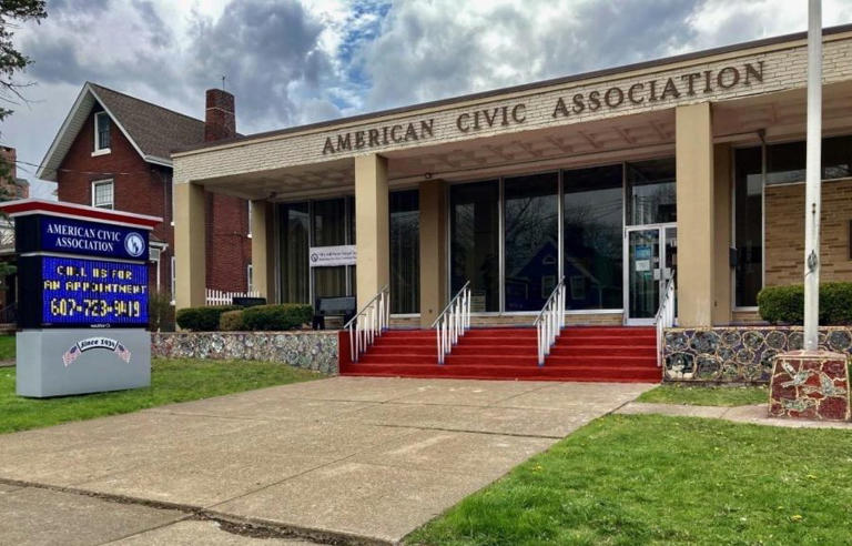 BU presents American Civic Association with Sigma Award