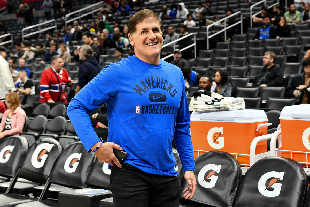 Mark Cuban, CNBC Hosts Get In Argument Over His Kamala Harris Opinion Mark Cuban, CNBC Hosts Get In Argument Over His Kamala Harris Opinion