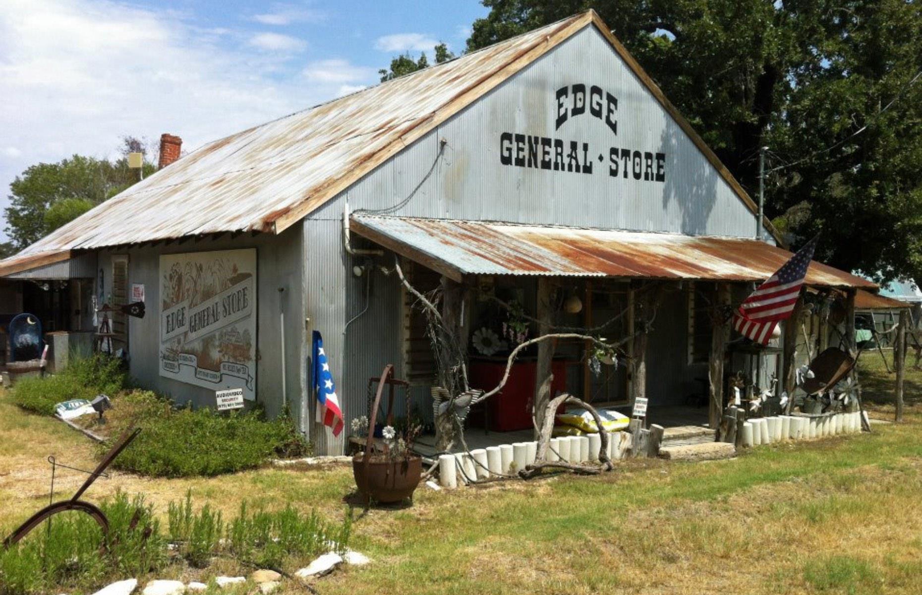 Visit America's 29 Oldest General Stores To Step Back In Time