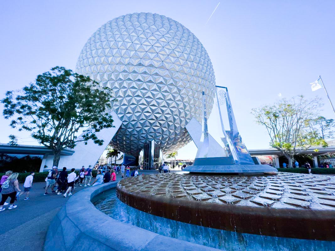 Missing Lightning Bolt Effect Restored to Spaceship Earth