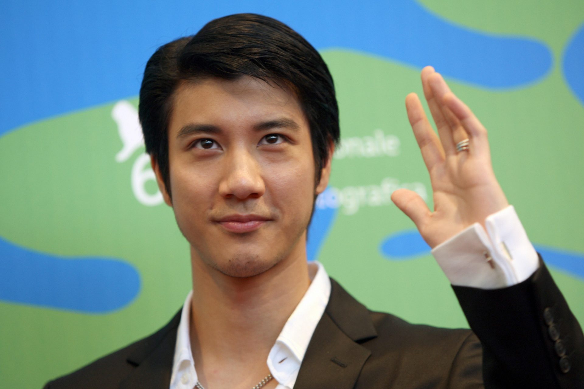 Wang Leehom recovers from being cancelled in China