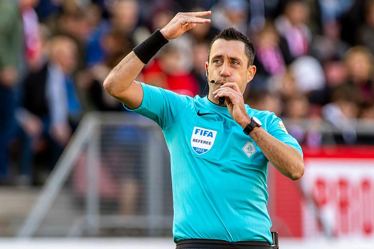 Rondom Ajax: Uitduel met Heracles Almelo onder leiding van Higler Rondom Ajax: Uitduel met Heracles Almelo onder leiding van Higler