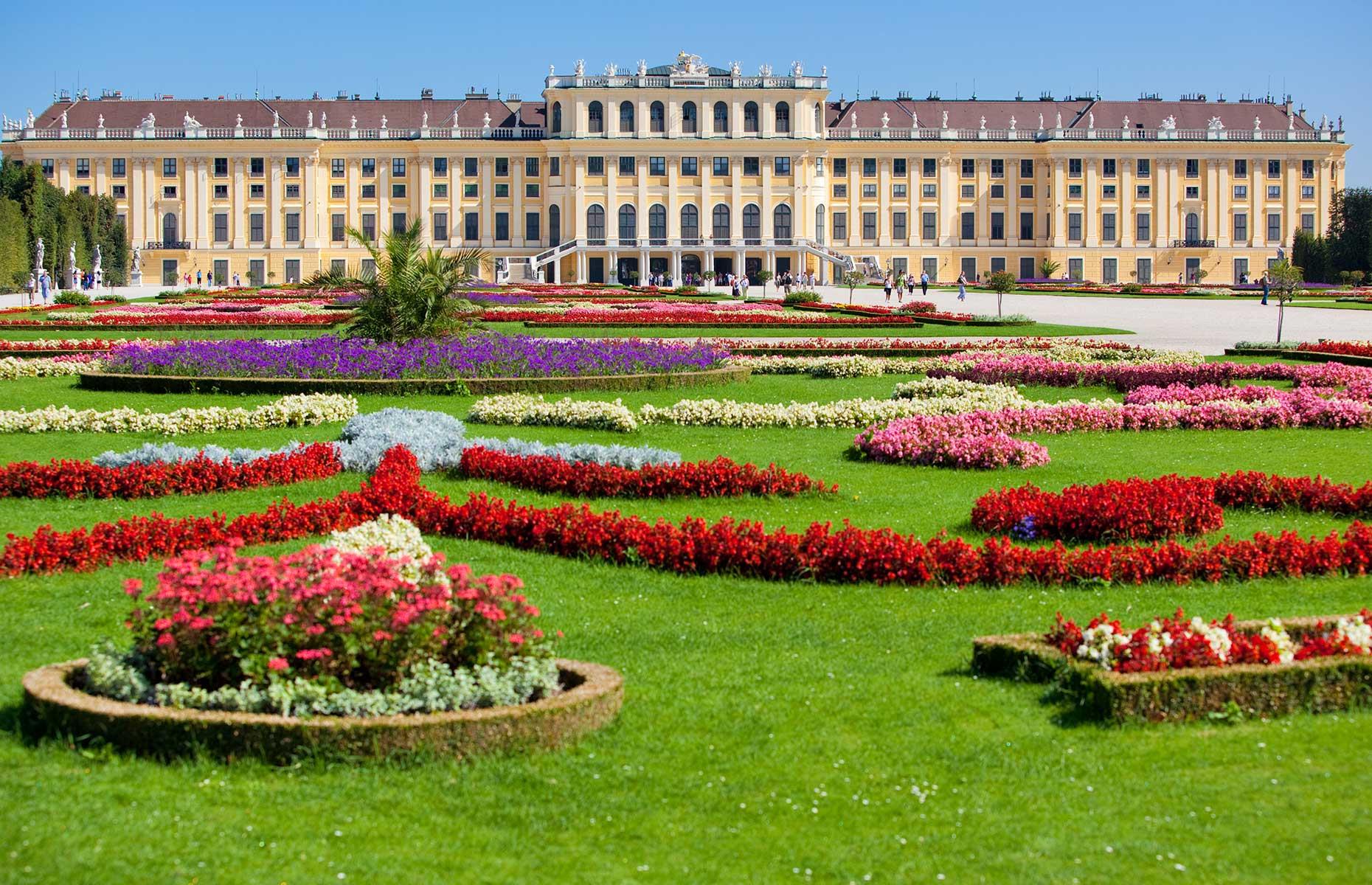 Tour the world's most regal residences up close