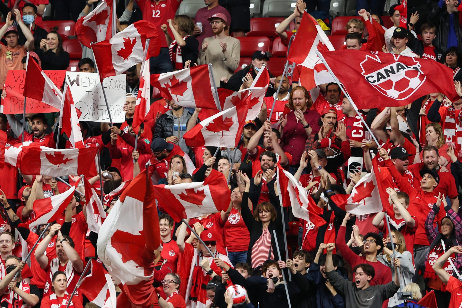 The last time the US threatened Canada, invading troops burned down the ...