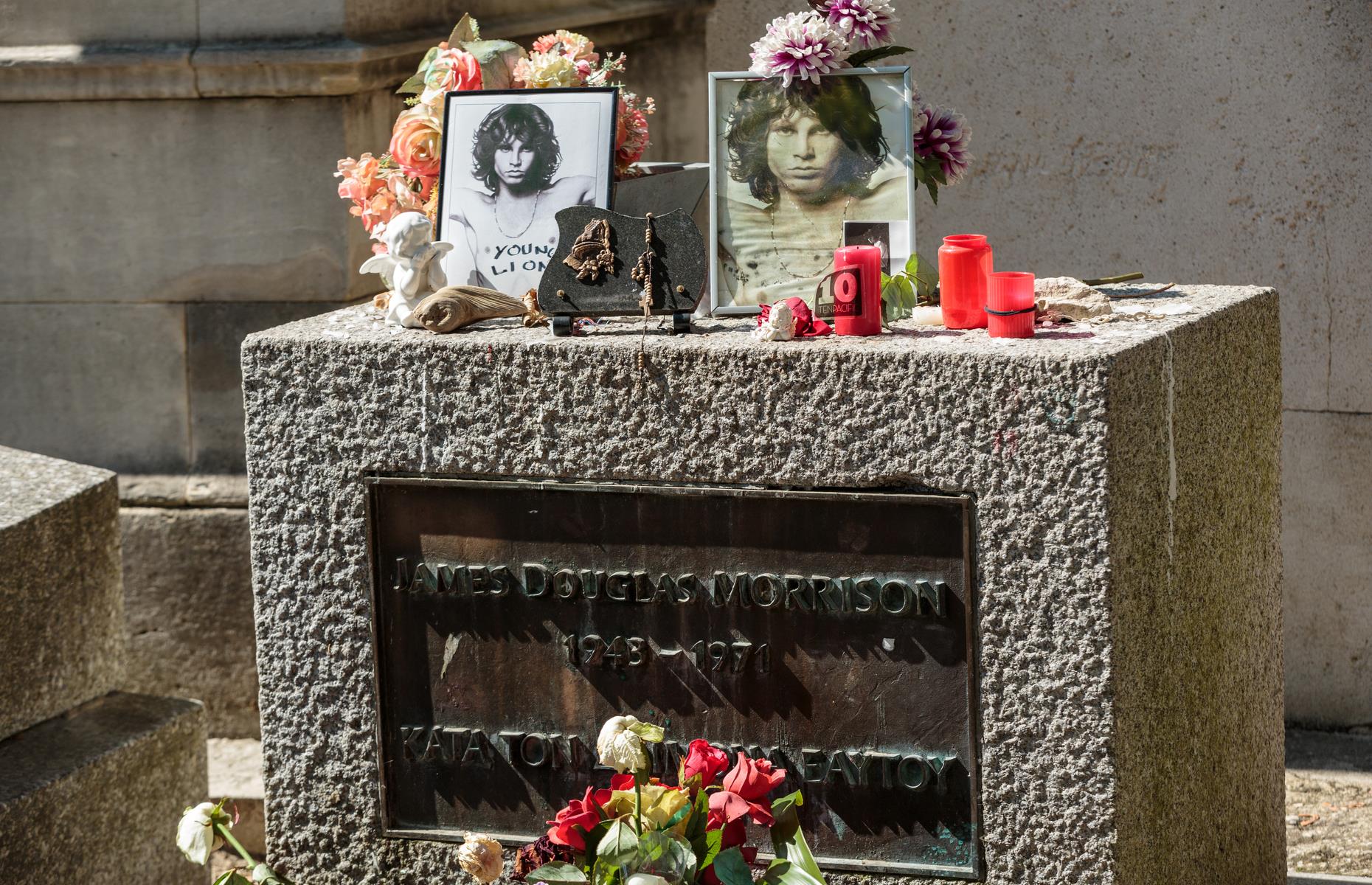 Discover the final resting places of legendary people