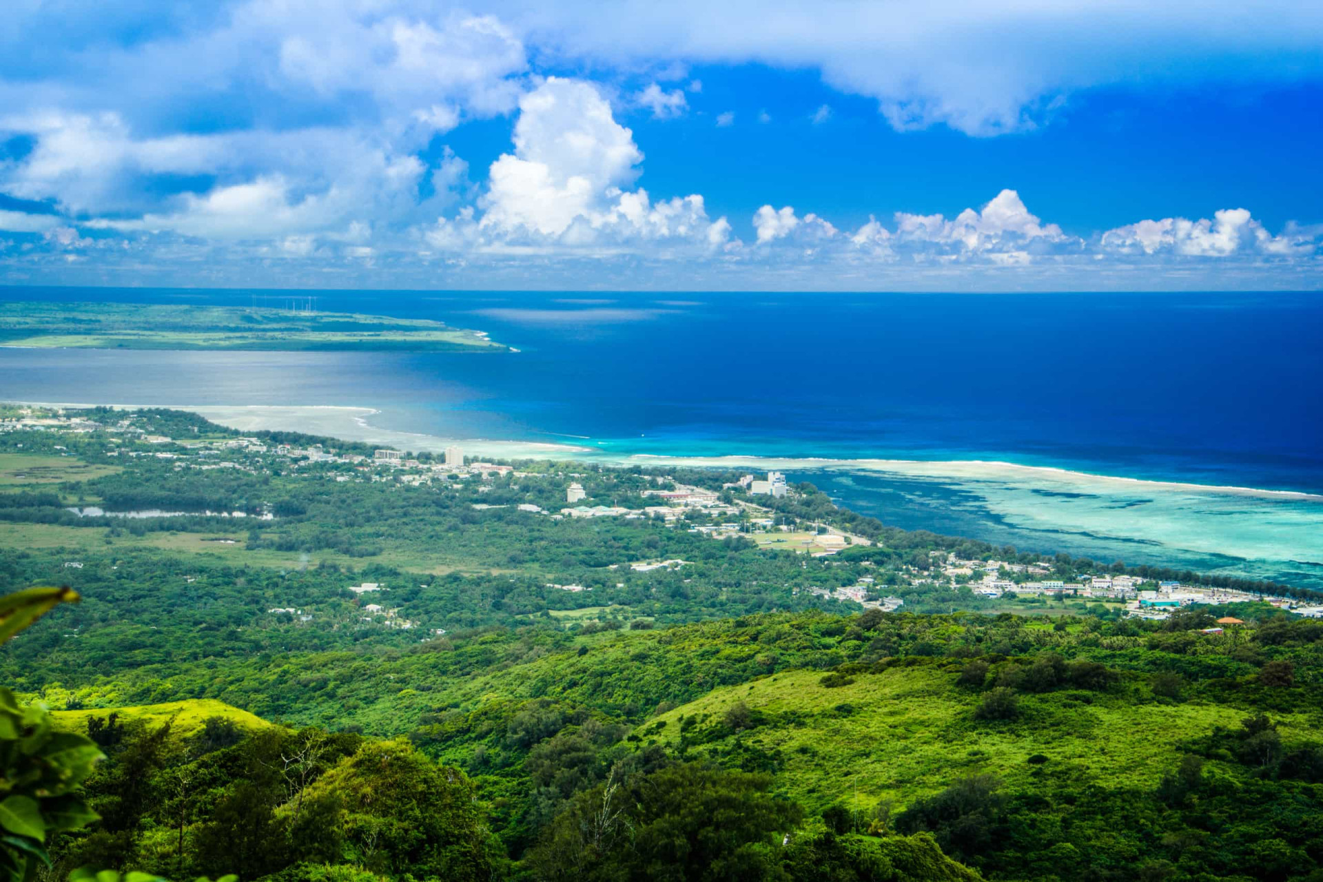 Discover these US territories in the Caribbean Sea and the Pacific Ocean
