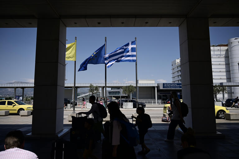 Η Αθήνα ανοίγει φτερά προς την Ινδία: Ιστορικές πτήσεις και στρατηγικές ...