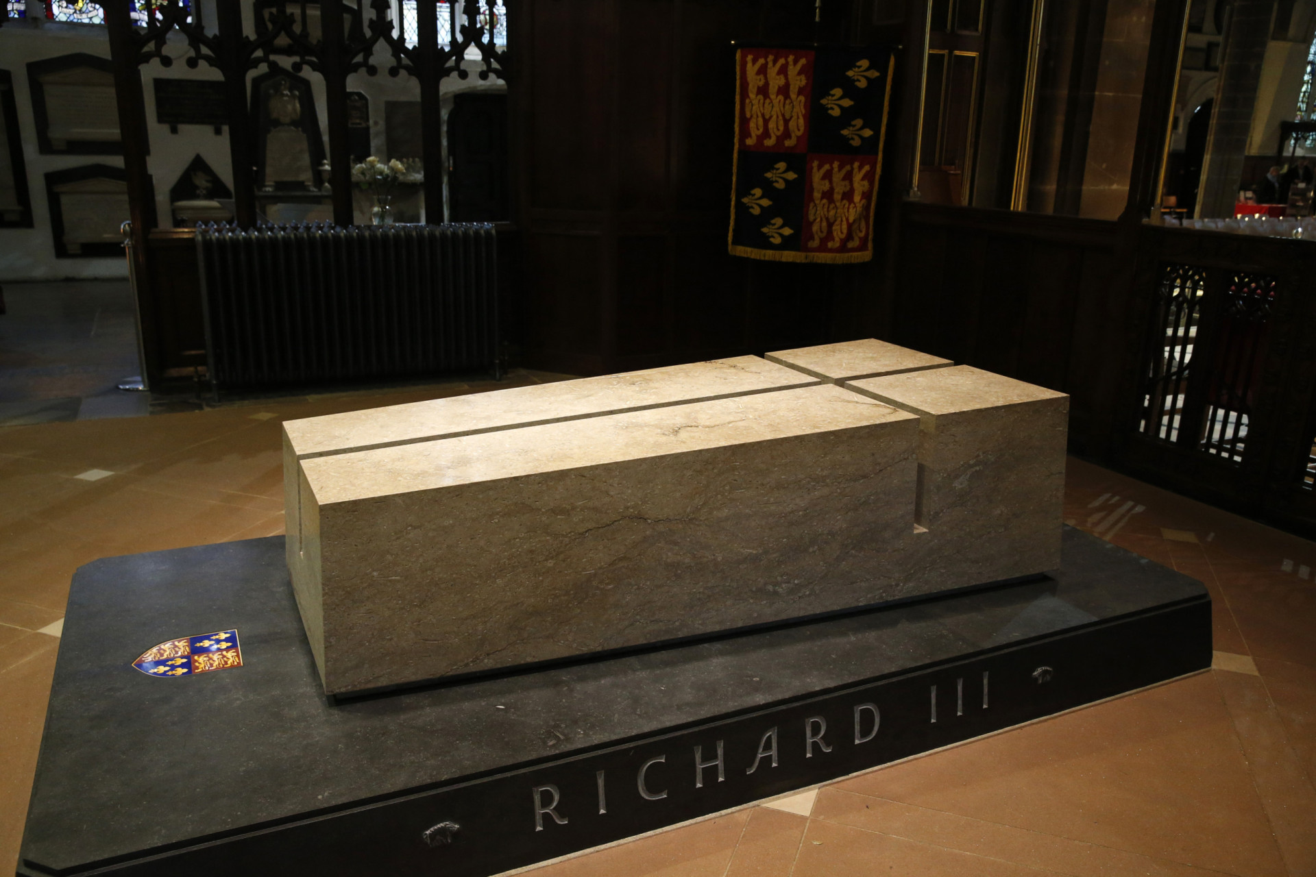 Criptas reales: las tumbas más asombrosas de la realeza europea