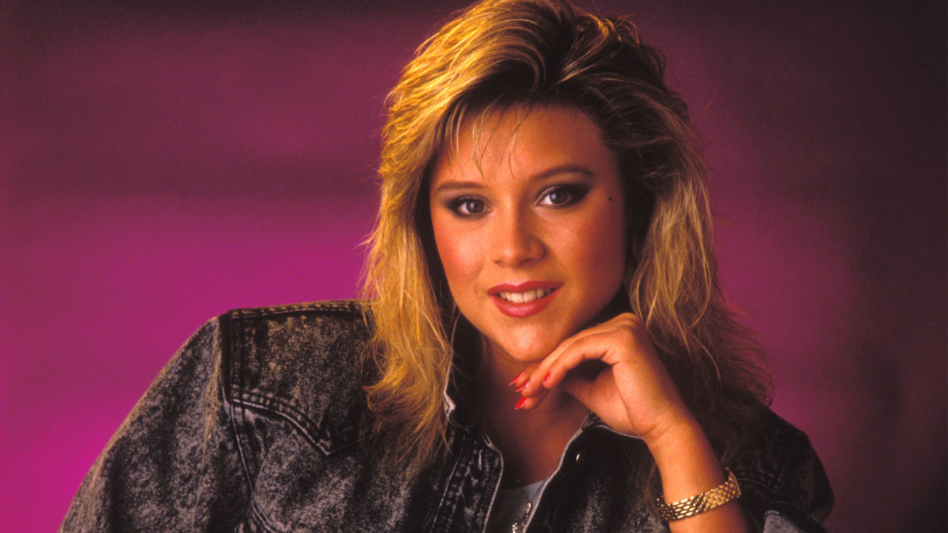 Ecco come è oggi Samantha Fox, l'eterna 'rivale' di Sabrina Salerno