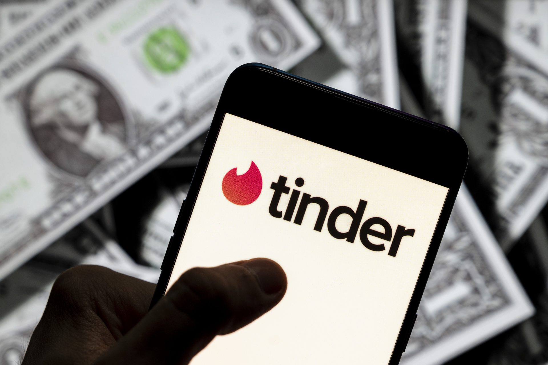 Glisser vers la gauche ? Tinder vient de perdre près d'un million d'utilisateurs payants