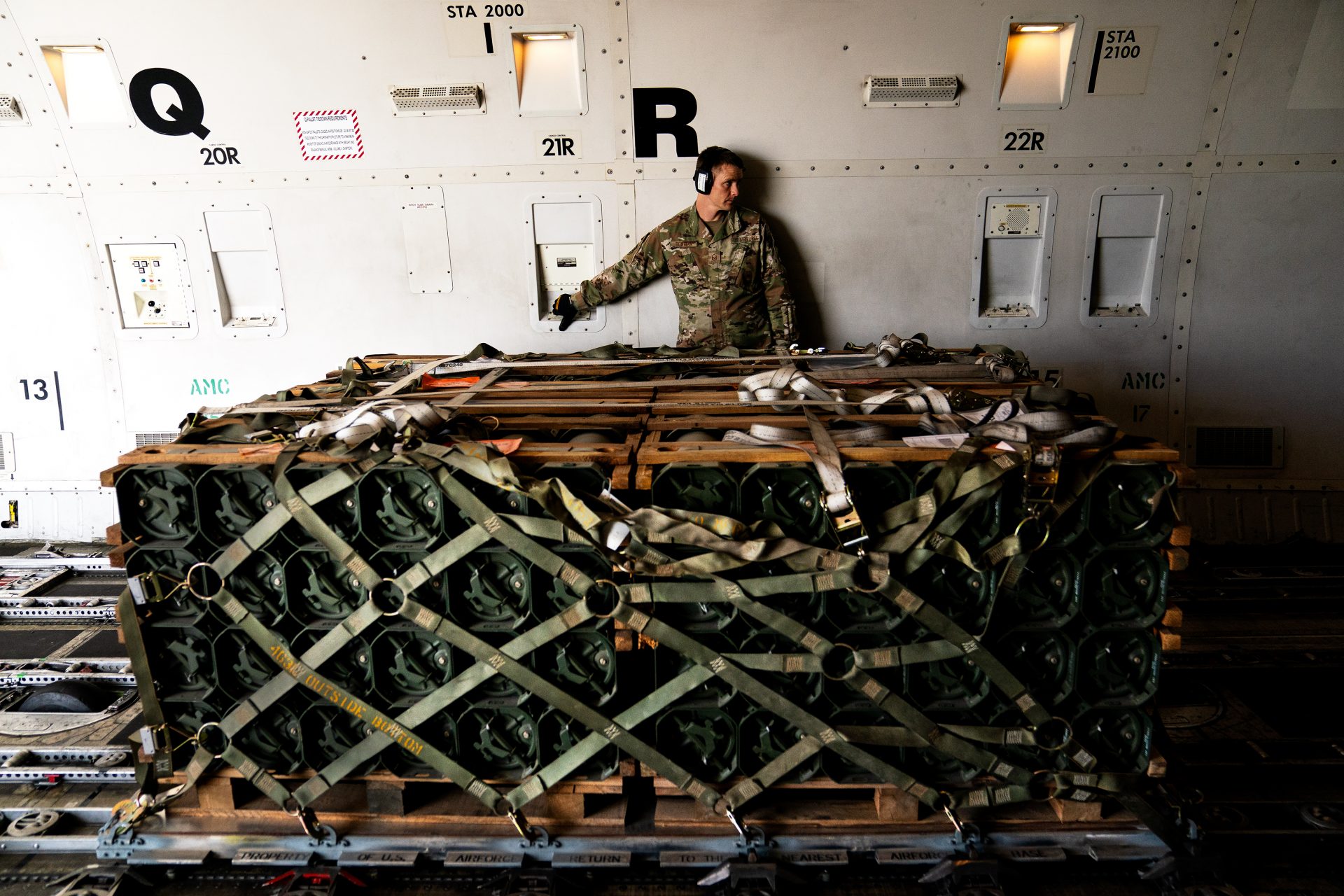 US Army awards huge new weapons contract and Ukraine will benefit a lot