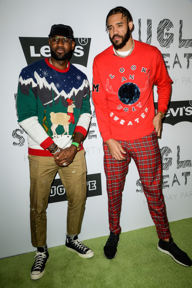 Les stars et leurs plus affreux pulls de Noël