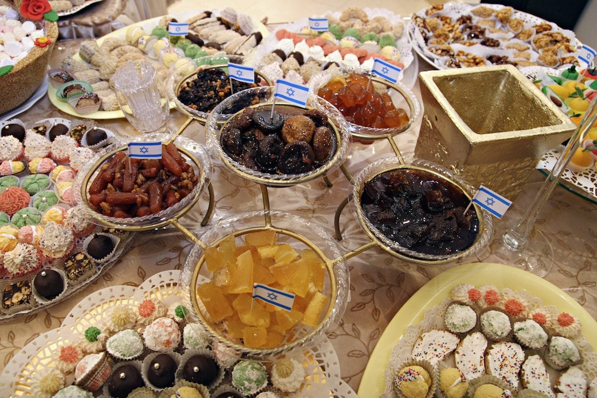 7 Passover Traditions from Around the World