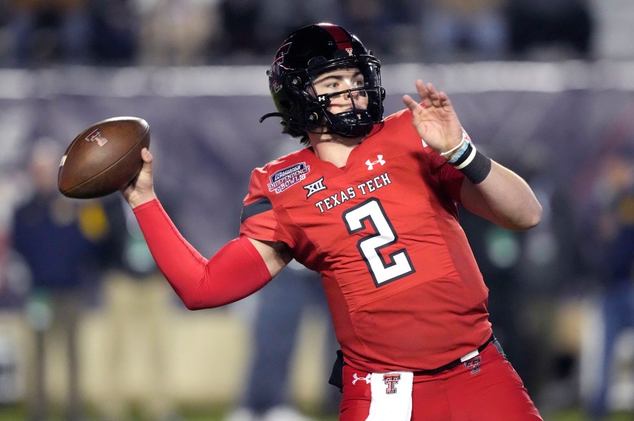 Texas Tech QB Behren Morton tabbed for Player of the Week, Great 8 ...
