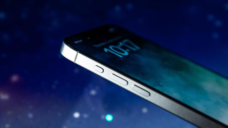 Summer Travel Plans? How to Check Your Flight Status With Your iPhone's ...