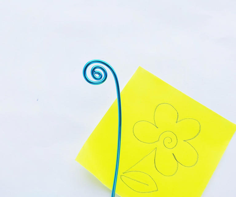 Flower Bookmarks: An Easy Aluminum Wire Craft