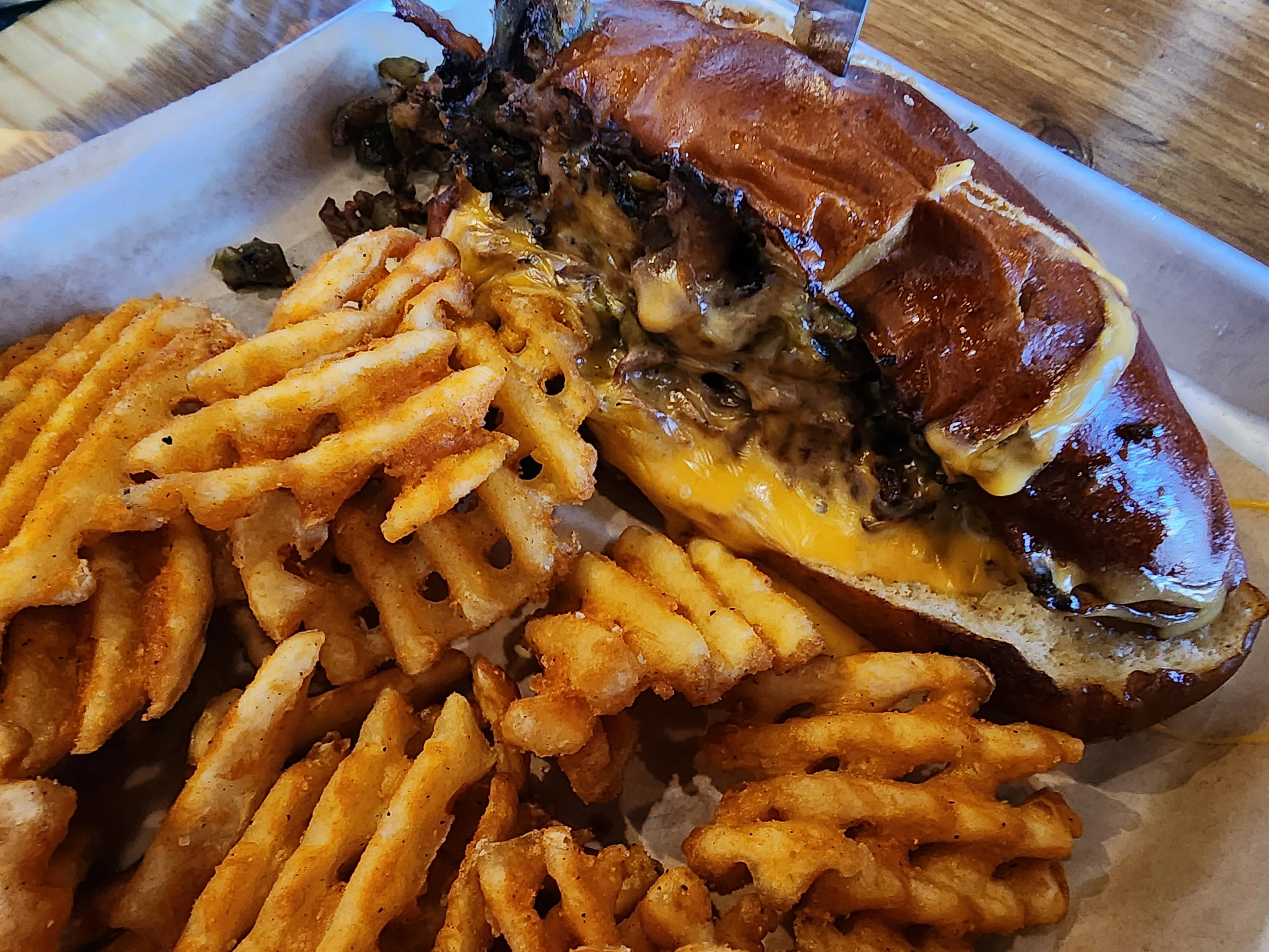 Our list of the 6 best places for French fries in the Manitowoc area