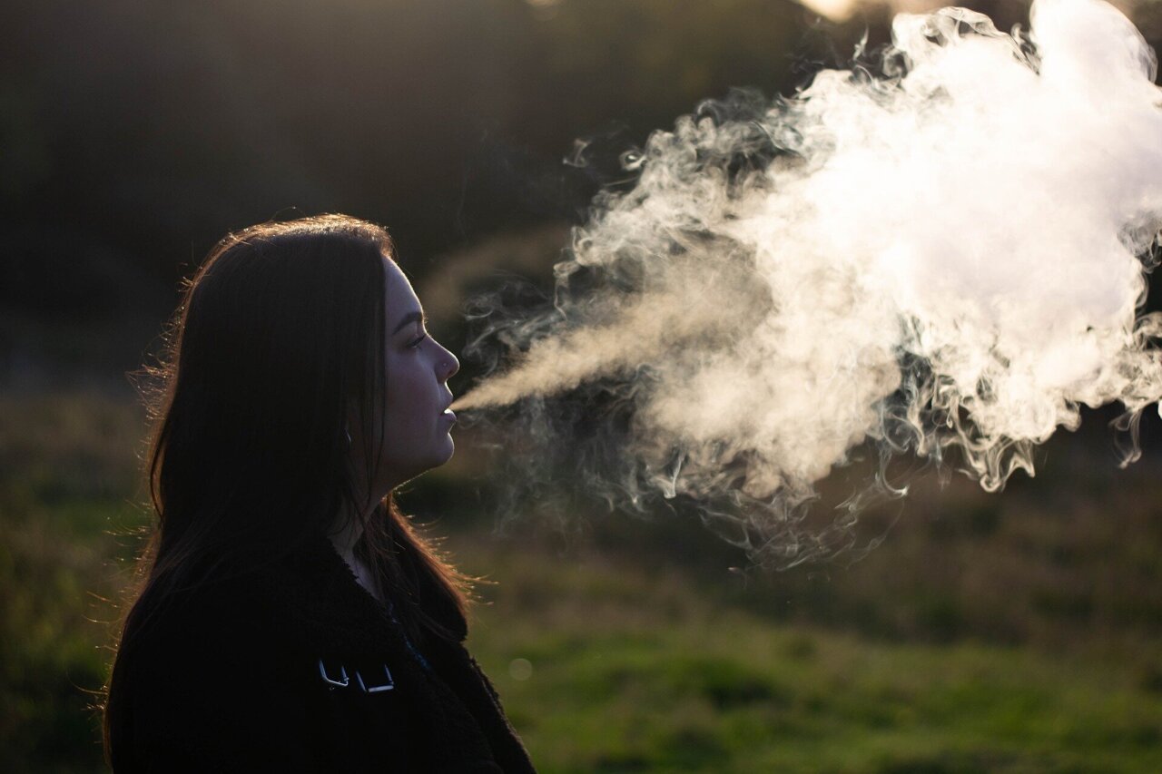 College vaping rates linked to social discussions within close friend ...
